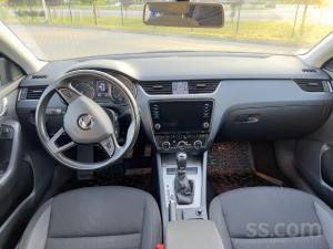 Zils Skoda Octavia 2020 Rīga, ar dzinēja tilpumu 1.50 L un nobraukumu 110 tūkst. km par 11000 €, foto 10 vietnē AUTOMOTO.COM.LV