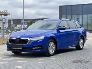 Blue Skoda Octavia 2020 in Siauliai, with an engine capacity of 1.97 L and mileage of 131 thousand km for 13300 €, photo 3 on AUTOMOTO.COM.LV