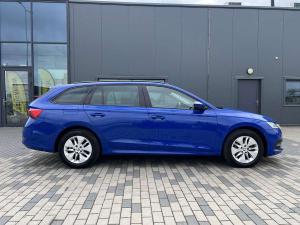 Blue Skoda Octavia 2020 in Siauliai, with an engine capacity of 1.97 L and mileage of 131 thousand km for 13300 €, photo 5 on AUTOMOTO.COM.LV