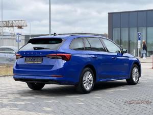 Blue Skoda Octavia 2020 in Siauliai, with an engine capacity of 1.97 L and mileage of 131 thousand km for 13300 €, photo 8 on AUTOMOTO.COM.LV