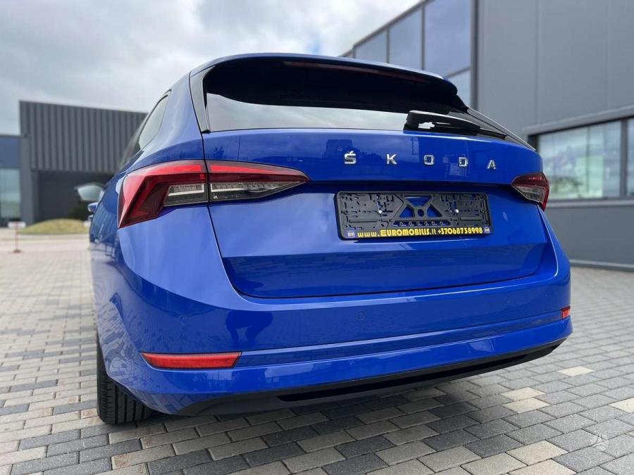 Blue Skoda Octavia 2020 in Siauliai, with an engine capacity of 1.97 L and mileage of 131 thousand km for 13300 €, photo 10 on AUTOMOTO.COM.LV