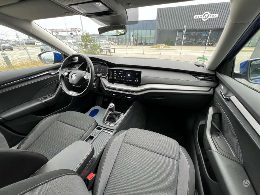 Blue Skoda Octavia 2020 in Siauliai, with an engine capacity of 1.97 L and mileage of 131 thousand km for 13300 €, photo 23 on AUTOMOTO.COM.LV