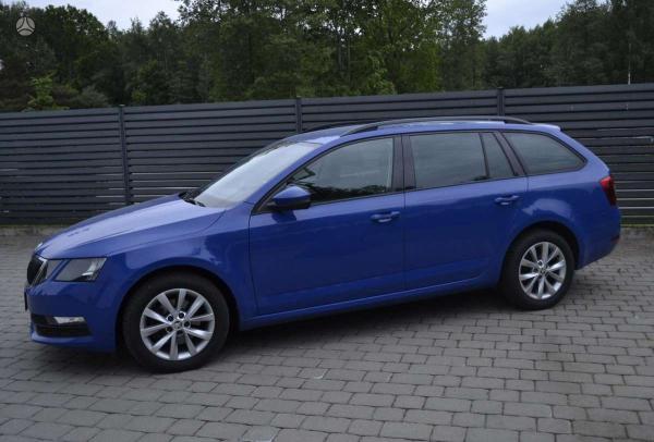 Blue Skoda Octavia 2020 in Vilnius, with an engine capacity of 1.50 L and mileage of 215 thousand km for 10800 €, photo 5 on AUTOMOTO.COM.LV