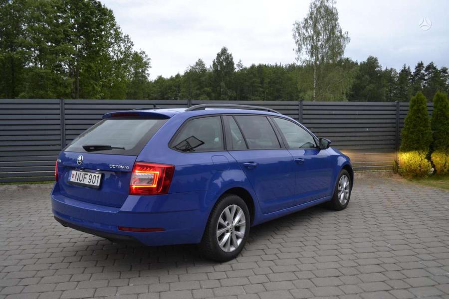 Zils Skoda Octavia 2020 Viļņa, ar dzinēja tilpumu 1.50 L un nobraukumu 215 tūkst. km par 10800 €, foto 9 vietnē AUTOMOTO.COM.LV