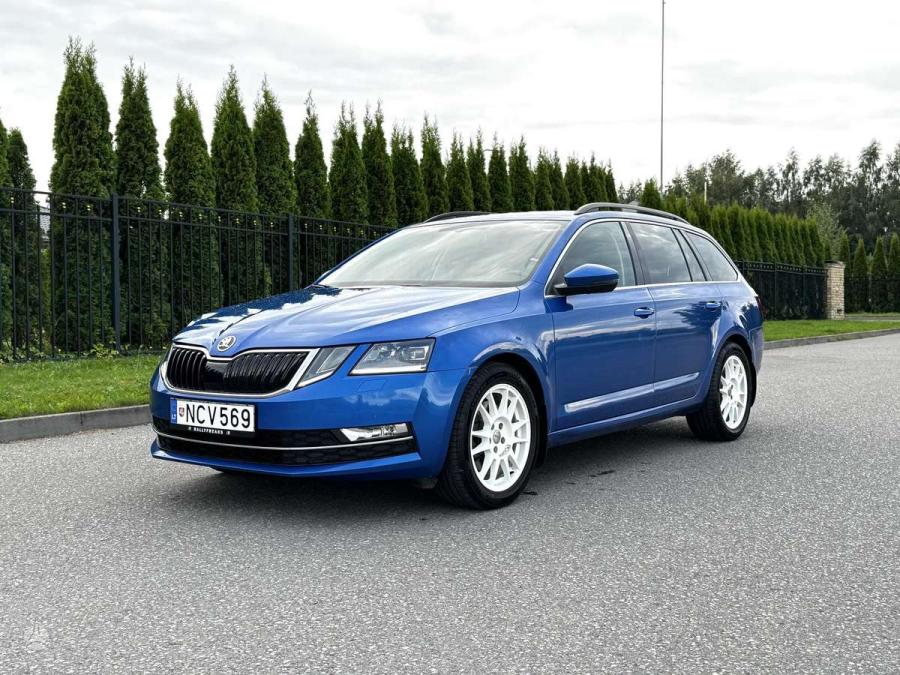 Blue Skoda Octavia 2020 in Vilnius, with an engine capacity of 1.98 L and mileage of 154 thousand km for 15450 €, photo 1 on AUTOMOTO.COM.LV