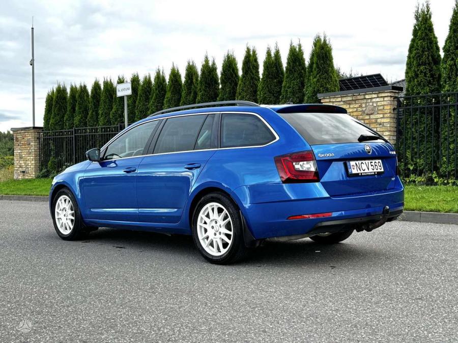 Blue Skoda Octavia 2020 in Vilnius, with an engine capacity of 1.98 L and mileage of 154 thousand km for 15450 €, photo 4 on AUTOMOTO.COM.LV