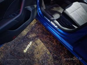 Zils Skoda Octavia 2020 Tartu, ar dzinēja tilpumu 2.00 L un nobraukumu 253 tūkst. km par 16000 €, foto 16 vietnē AUTOMOTO.COM.LV