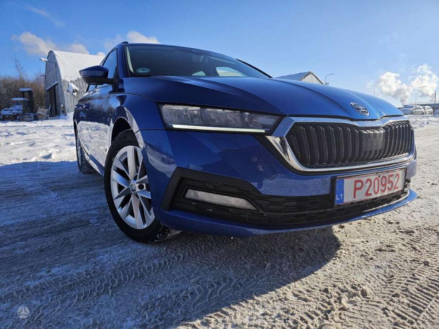 Blue Skoda Octavia 2021 in Kaunas, with an engine capacity of 0.20 L and mileage of 200 thousand km for 13999 €, photo 16 on AUTOMOTO.COM.LV
