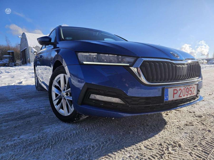 Blue Skoda Octavia 2021 in Kaunas, with an engine capacity of 0.20 L and mileage of 200 thousand km for 13999 €, photo 17 on AUTOMOTO.COM.LV