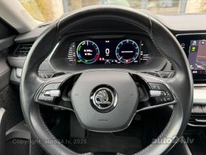 Zils Skoda Octavia 2021 Tallina, ar dzinēja tilpumu 1.40 L un nobraukumu 123 tūkst. km par 16490 €, foto 16 vietnē AUTOMOTO.COM.LV
