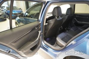 Zils Skoda Octavia 2021 Tallina, ar dzinēja tilpumu 1.50 L un nobraukumu 150 tūkst. km par 15900 €, foto 9 vietnē AUTOMOTO.COM.LV