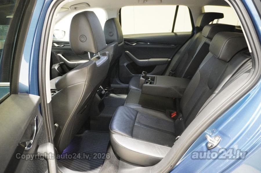 Zils Skoda Octavia 2021 Tallina, ar dzinēja tilpumu 1.50 L un nobraukumu 150 tūkst. km par 15900 €, foto 10 vietnē AUTOMOTO.COM.LV