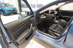 Zils Skoda Octavia 2021 Tallina, ar dzinēja tilpumu 1.50 L un nobraukumu 150 tūkst. km par 15900 €, foto 12 vietnē AUTOMOTO.COM.LV