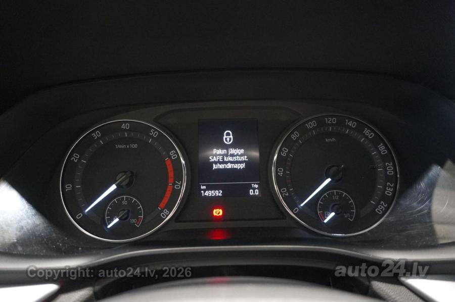 Zils Skoda Octavia 2021 Tallina, ar dzinēja tilpumu 1.50 L un nobraukumu 150 tūkst. km par 15900 €, foto 21 vietnē AUTOMOTO.COM.LV
