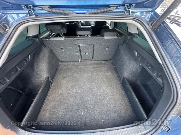 Blue Skoda Octavia 2021 in Tallinn, with an engine capacity of 2.00 L and mileage of 230 thousand km for 15500 €, photo 10 on AUTOMOTO.COM.LV