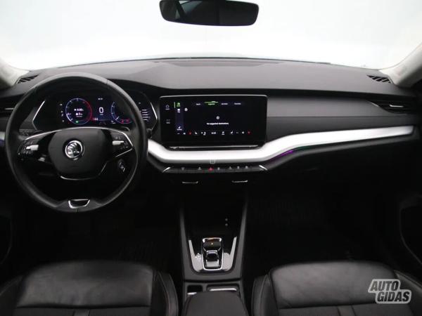 Blue Skoda Octavia 2021 in Vilnius, with an engine capacity of 2.00 L and mileage of 149 thousand km for 16599 €, photo 2 on AUTOMOTO.COM.LV