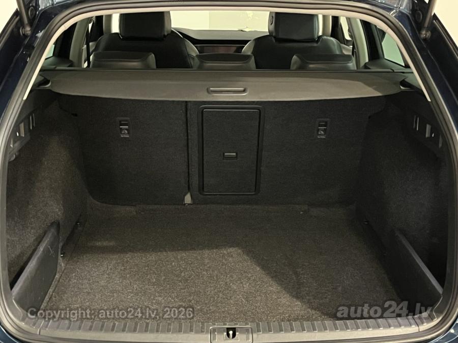 Blue Skoda Octavia 2021 in Tallinn, with an engine capacity of 2.00 L and mileage of 143 thousand km for 15700 €, photo 26 on AUTOMOTO.COM.LV