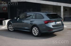 Blue Skoda Octavia 2021 in Riga, with an engine capacity of 2.00 L and mileage of 182 thousand km for 15500 €, photo 3 on AUTOMOTO.COM.LV