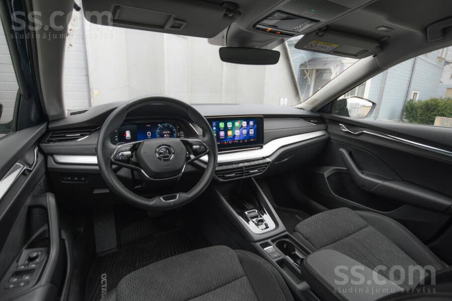Blue Skoda Octavia 2021 in Riga, with an engine capacity of 2.00 L and mileage of 182 thousand km for 15500 €, photo 6 on AUTOMOTO.COM.LV