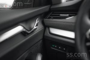Blue Skoda Octavia 2021 in Riga, with an engine capacity of 2.00 L and mileage of 182 thousand km for 15500 €, photo 11 on AUTOMOTO.COM.LV