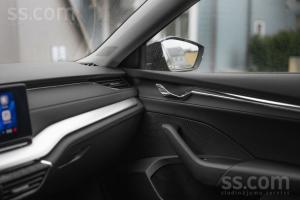 Blue Skoda Octavia 2021 in Riga, with an engine capacity of 2.00 L and mileage of 182 thousand km for 15500 €, photo 13 on AUTOMOTO.COM.LV