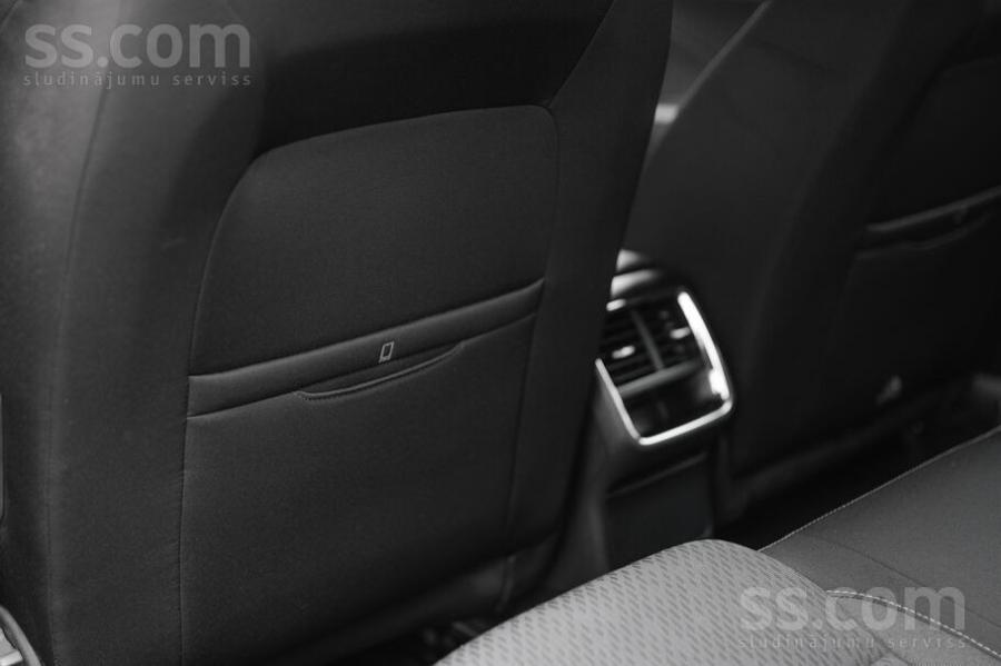Blue Skoda Octavia 2021 in Riga, with an engine capacity of 2.00 L and mileage of 182 thousand km for 15500 €, photo 19 on AUTOMOTO.COM.LV
