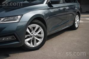 Blue Skoda Octavia 2021 in Riga, with an engine capacity of 2.00 L and mileage of 182 thousand km for 15500 €, photo 27 on AUTOMOTO.COM.LV