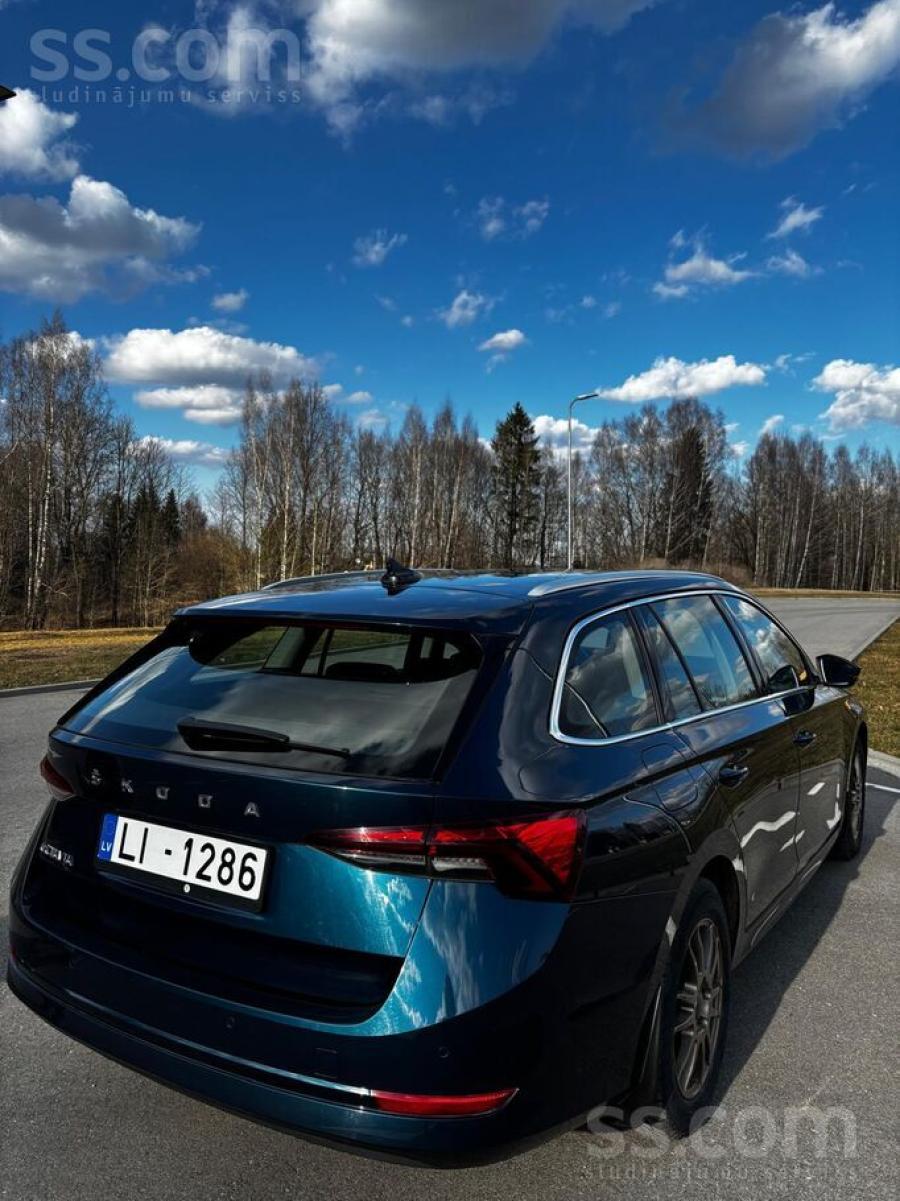 Blue Skoda Octavia 2021 in Cesis, with an engine capacity of 1.50 L and mileage of 65 thousand km for 16900 €, photo 4 on AUTOMOTO.COM.LV
