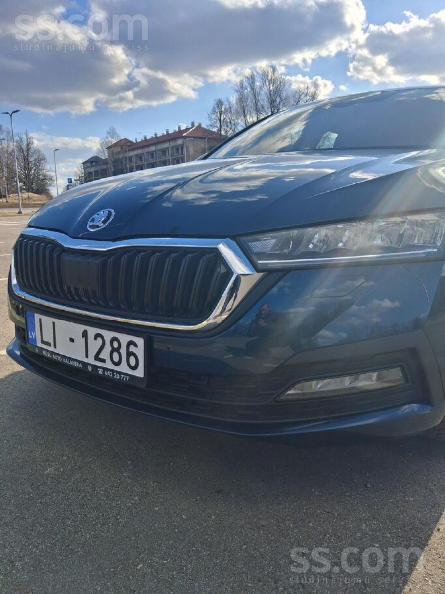 Blue Skoda Octavia 2021 in Cesis, with an engine capacity of 1.50 L and mileage of 65 thousand km for 16900 €, photo 6 on AUTOMOTO.COM.LV