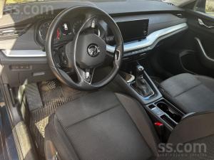 Blue Skoda Octavia 2021 in Cesis, with an engine capacity of 1.50 L and mileage of 65 thousand km for 16900 €, photo 8 on AUTOMOTO.COM.LV
