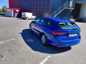 Blue Skoda Octavia 2021 in Vilnius, with an engine capacity of 1.97 L and mileage of 231 thousand km for 12000 €, photo 4 on AUTOMOTO.COM.LV