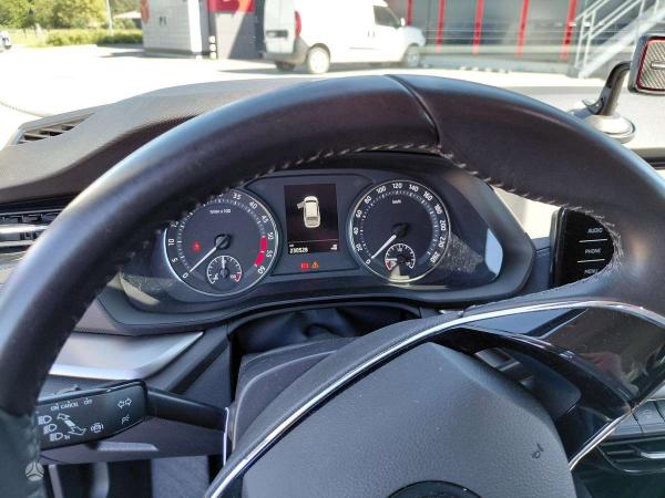 Blue Skoda Octavia 2021 in Vilnius, with an engine capacity of 1.97 L and mileage of 231 thousand km for 12000 €, photo 5 on AUTOMOTO.COM.LV