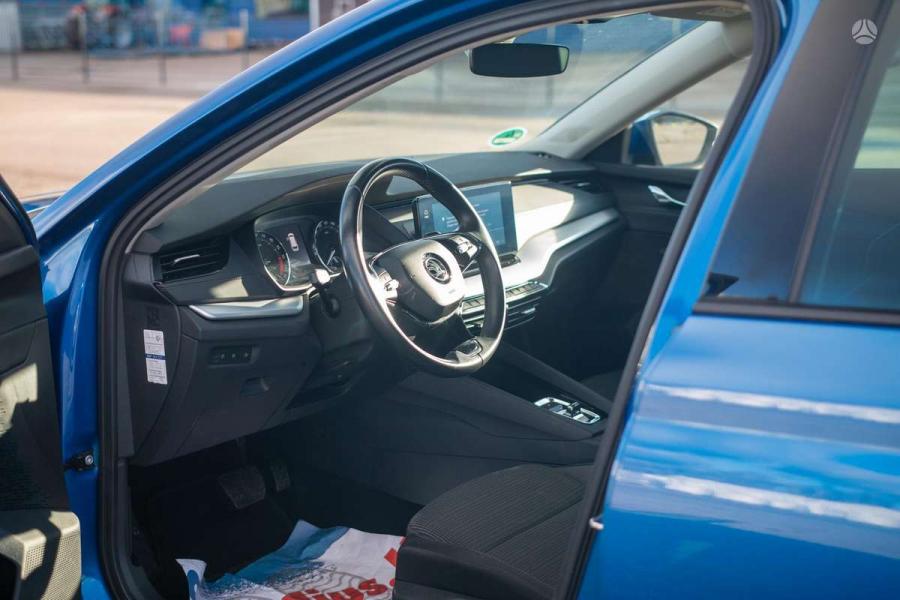 Blue Skoda Octavia 2021 in Kaunas, with an engine capacity of 2.00 L and mileage of 200 thousand km for 13050 €, photo 35 on AUTOMOTO.COM.LV