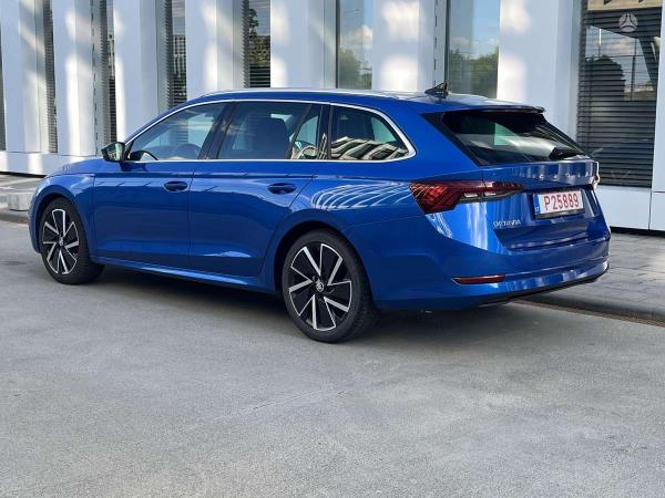 Blue Skoda Octavia 2021 in Vilnius, with an engine capacity of 1.97 L and mileage of 178 thousand km for 16904 €, photo 2 on AUTOMOTO.COM.LV