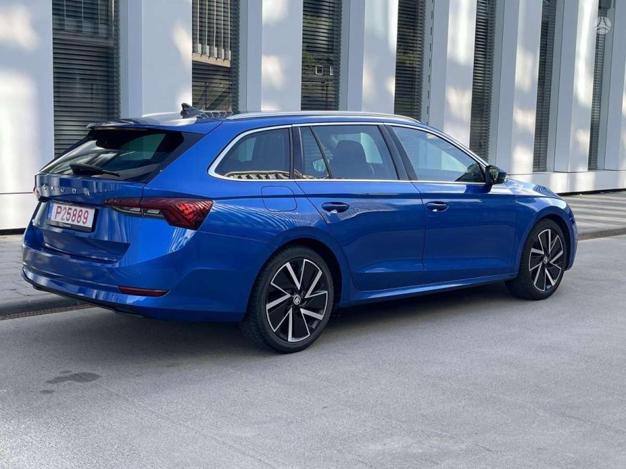 Blue Skoda Octavia 2021 in Vilnius, with an engine capacity of 1.97 L and mileage of 178 thousand km for 16904 €, photo 8 on AUTOMOTO.COM.LV