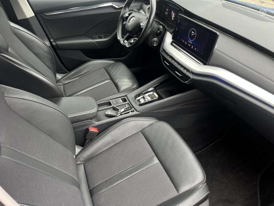 Blue Skoda Octavia 2021 in Vilnius, with an engine capacity of 1.97 L and mileage of 178 thousand km for 16904 €, photo 13 on AUTOMOTO.COM.LV