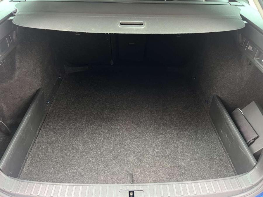 Blue Skoda Octavia 2021 in Vilnius, with an engine capacity of 1.97 L and mileage of 178 thousand km for 16904 €, photo 31 on AUTOMOTO.COM.LV