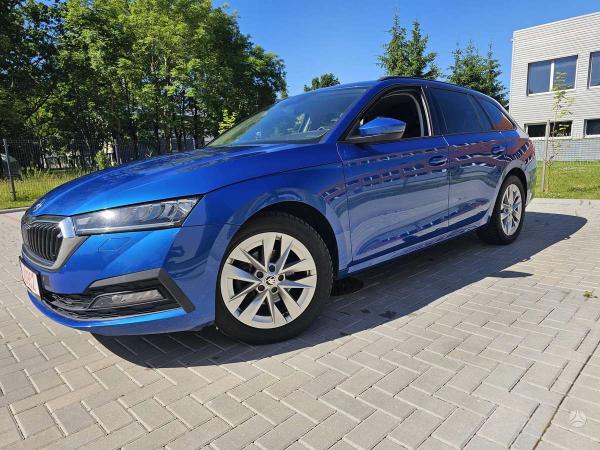 Blue Skoda Octavia 2021 in Kaunas, with an engine capacity of 2.00 L and mileage of 201 thousand km for 13150 €, photo 5 on AUTOMOTO.COM.LV