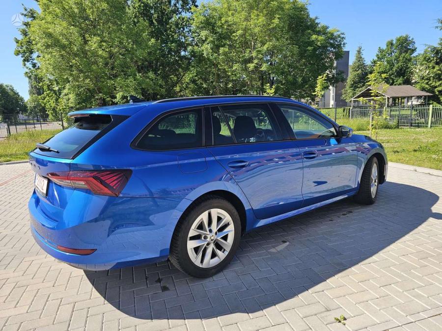 Blue Skoda Octavia 2021 in Kaunas, with an engine capacity of 2.00 L and mileage of 201 thousand km for 13150 €, photo 32 on AUTOMOTO.COM.LV