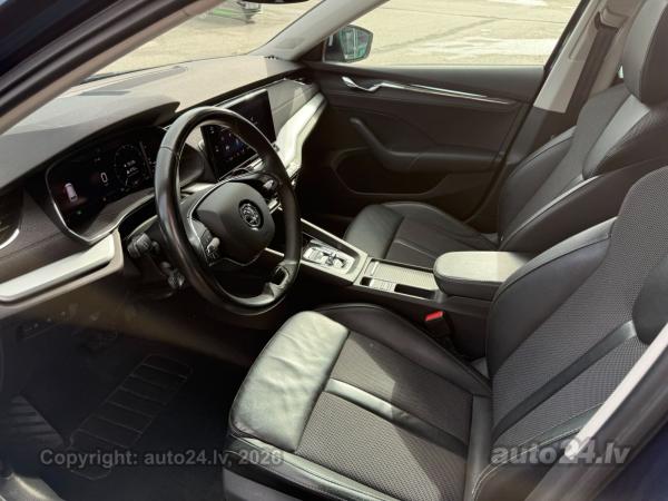 Blue Skoda Octavia 2021 in Tartu, with an engine capacity of 1.50 L and mileage of 80 thousand km for 19900 €, photo 3 on AUTOMOTO.COM.LV
