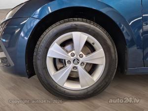 Zils Skoda Octavia 2021 Tallina, ar dzinēja tilpumu 2.00 L un nobraukumu 134 tūkst. km par 16990 €, foto 16 vietnē AUTOMOTO.COM.LV