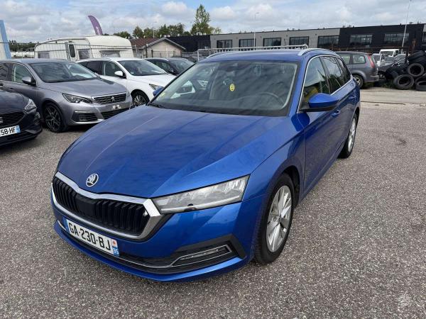 Blue Skoda Octavia 2021 in Kaunas, with an engine capacity of 1.97 L and mileage of 200 thousand km for 15400 €, photo 1 on AUTOMOTO.COM.LV