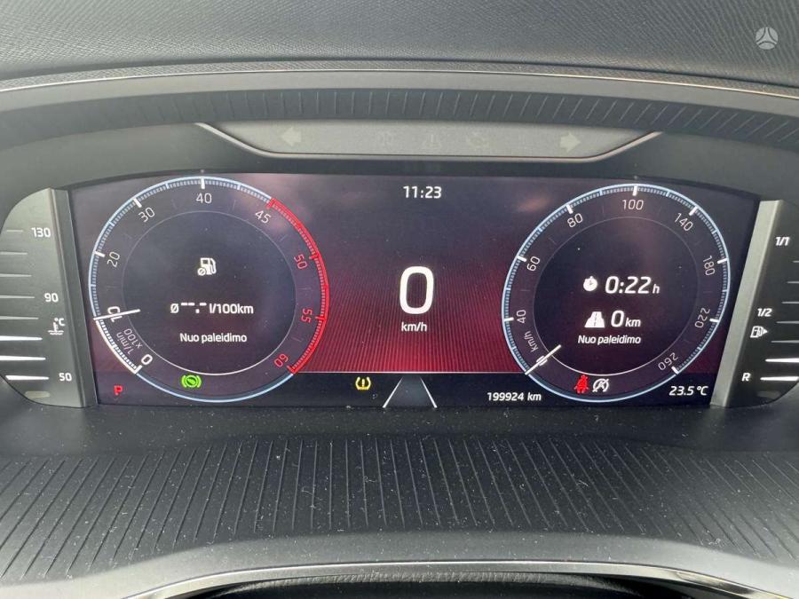 Blue Skoda Octavia 2021 in Kaunas, with an engine capacity of 1.97 L and mileage of 200 thousand km for 15400 €, photo 12 on AUTOMOTO.COM.LV