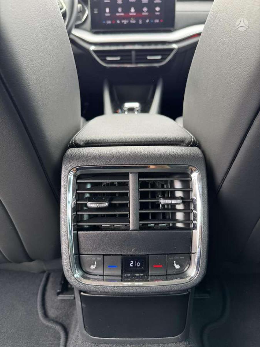 Blue Skoda Octavia 2021 in Kaunas, with an engine capacity of 1.97 L and mileage of 200 thousand km for 15400 €, photo 23 on AUTOMOTO.COM.LV