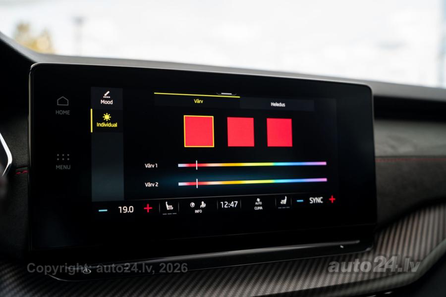 Zils Skoda Octavia 2021 Tartu, ar dzinēja tilpumu 2.00 L un nobraukumu 70 tūkst. km par 24900 €, foto 22 vietnē AUTOMOTO.COM.LV