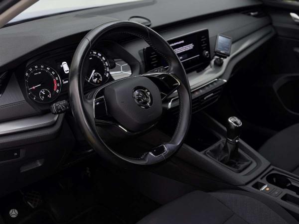 Blue Skoda Octavia 2021 in Vilnius, with an engine capacity of 1.97 L and mileage of 232 thousand km for 11999 €, photo 9 on AUTOMOTO.COM.LV