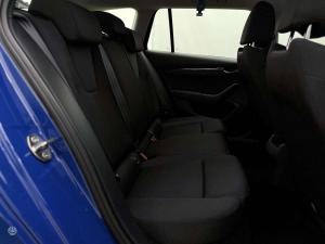 Zils Skoda Octavia 2021 Viļņa, ar dzinēja tilpumu 1.97 L un nobraukumu 232 tūkst. km par 11999 €, foto 14 vietnē AUTOMOTO.COM.LV