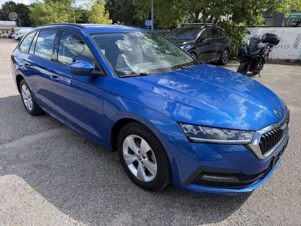 Blue Skoda Octavia 2021 in Vilnius, with an engine capacity of 1.97 L and mileage of 202 thousand km for 12950 €, photo 1 on AUTOMOTO.COM.LV