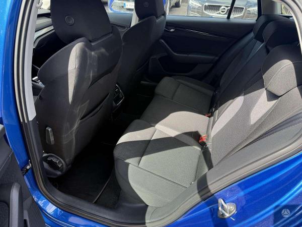 Blue Skoda Octavia 2021 in Vilnius, with an engine capacity of 1.97 L and mileage of 202 thousand km for 12950 €, photo 6 on AUTOMOTO.COM.LV