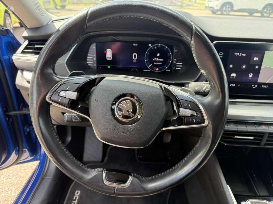 Blue Skoda Octavia 2021 in Vilnius, with an engine capacity of 1.97 L and mileage of 202 thousand km for 12950 €, photo 9 on AUTOMOTO.COM.LV